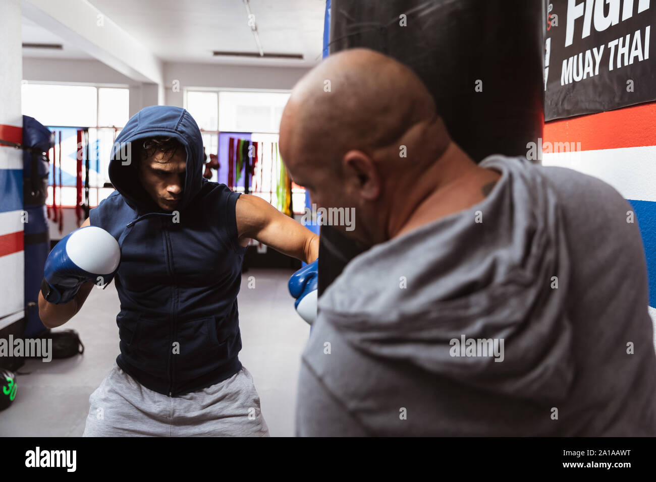 Male gym training hi-res stock photography and images - Alamy