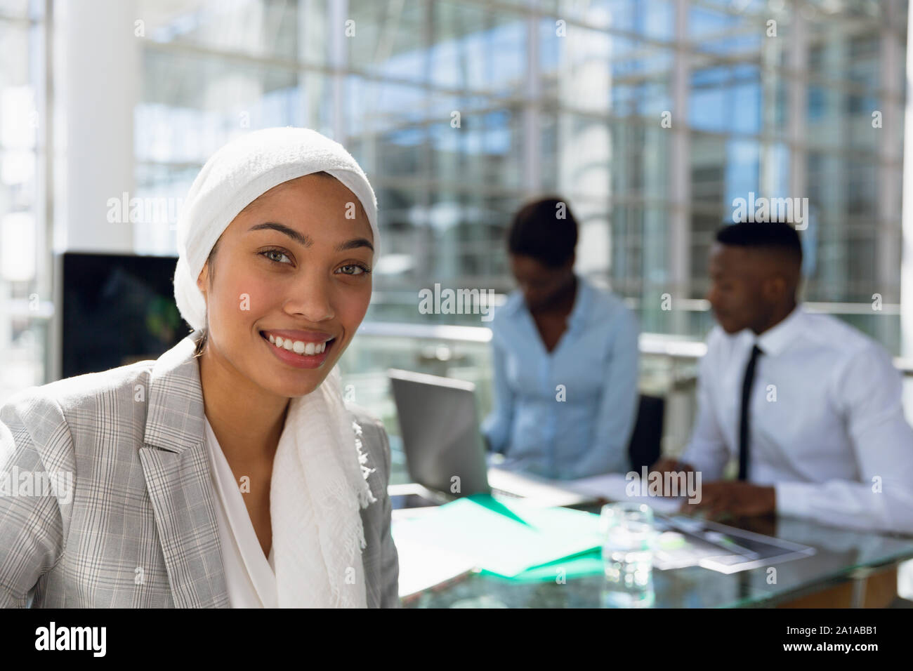 Muslim desk hi-res stock photography and images - Alamy