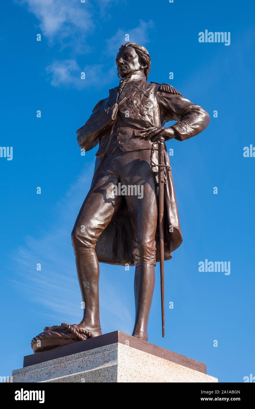 Lord Nelson Monument, Grand Parade, Portsmouth, England Stock Photo - Alamy