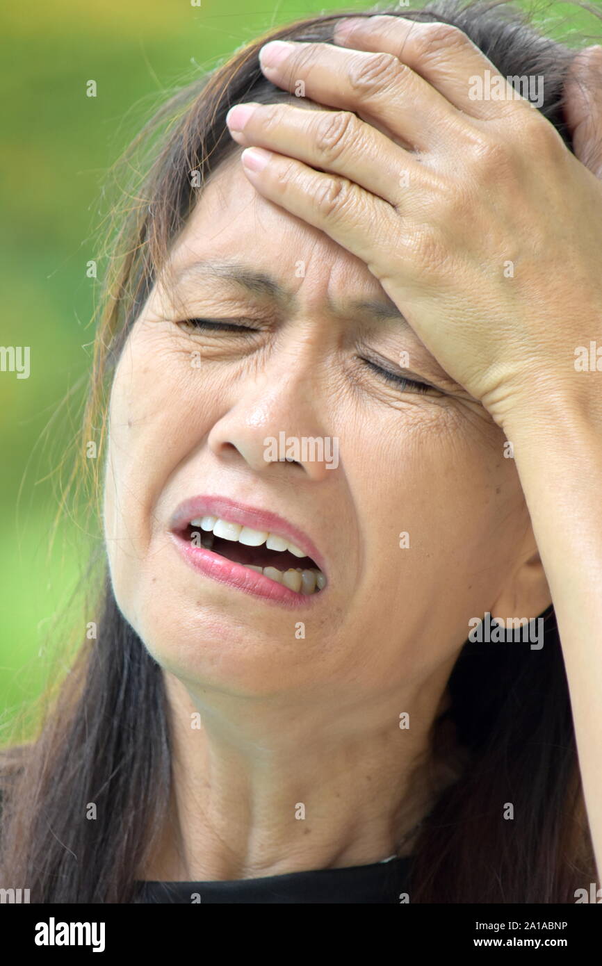 Forgetful elderly hi-res stock photography and images - Alamy