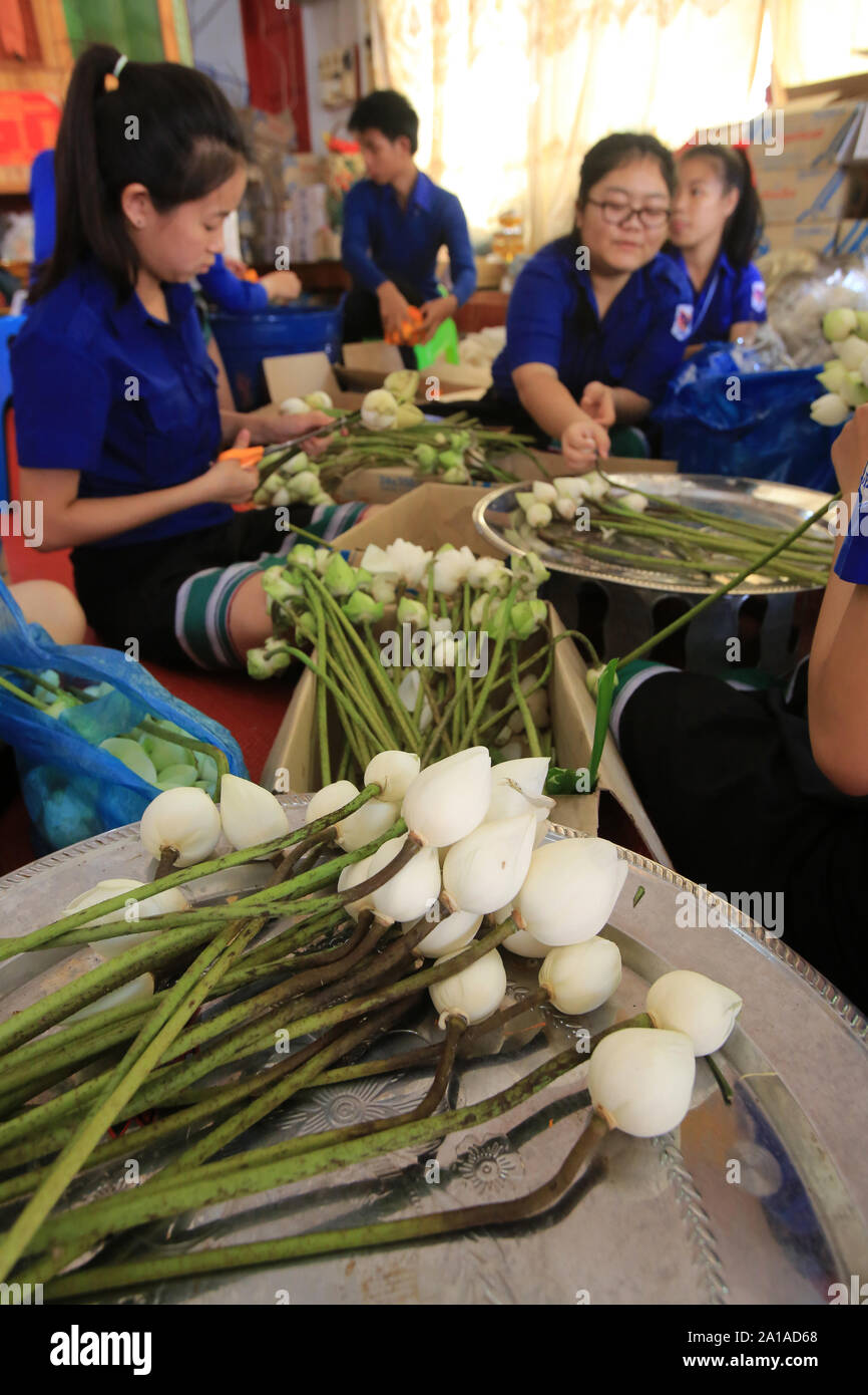 Temple de lotus bouddhiste hi-res stock photography and images - Alamy