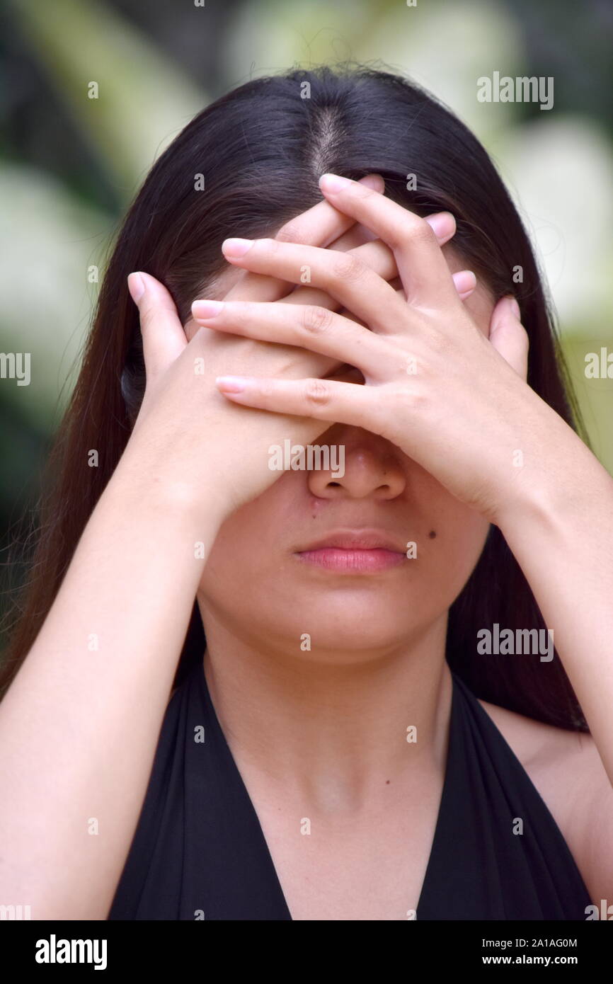 Fearful looks hi-res stock photography and images - Alamy