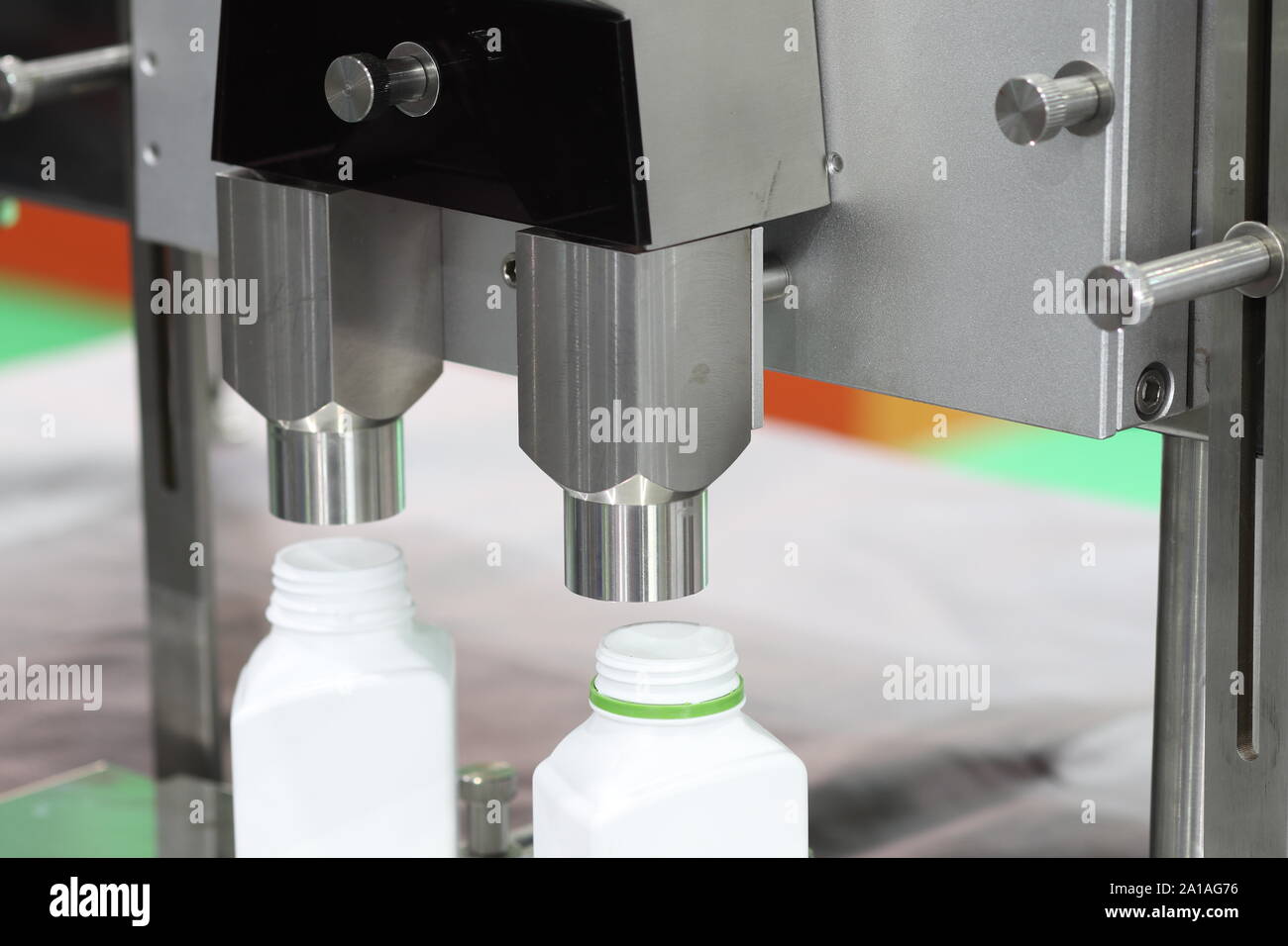 Medicine tablet packaging production line hi-res stock photography and ...