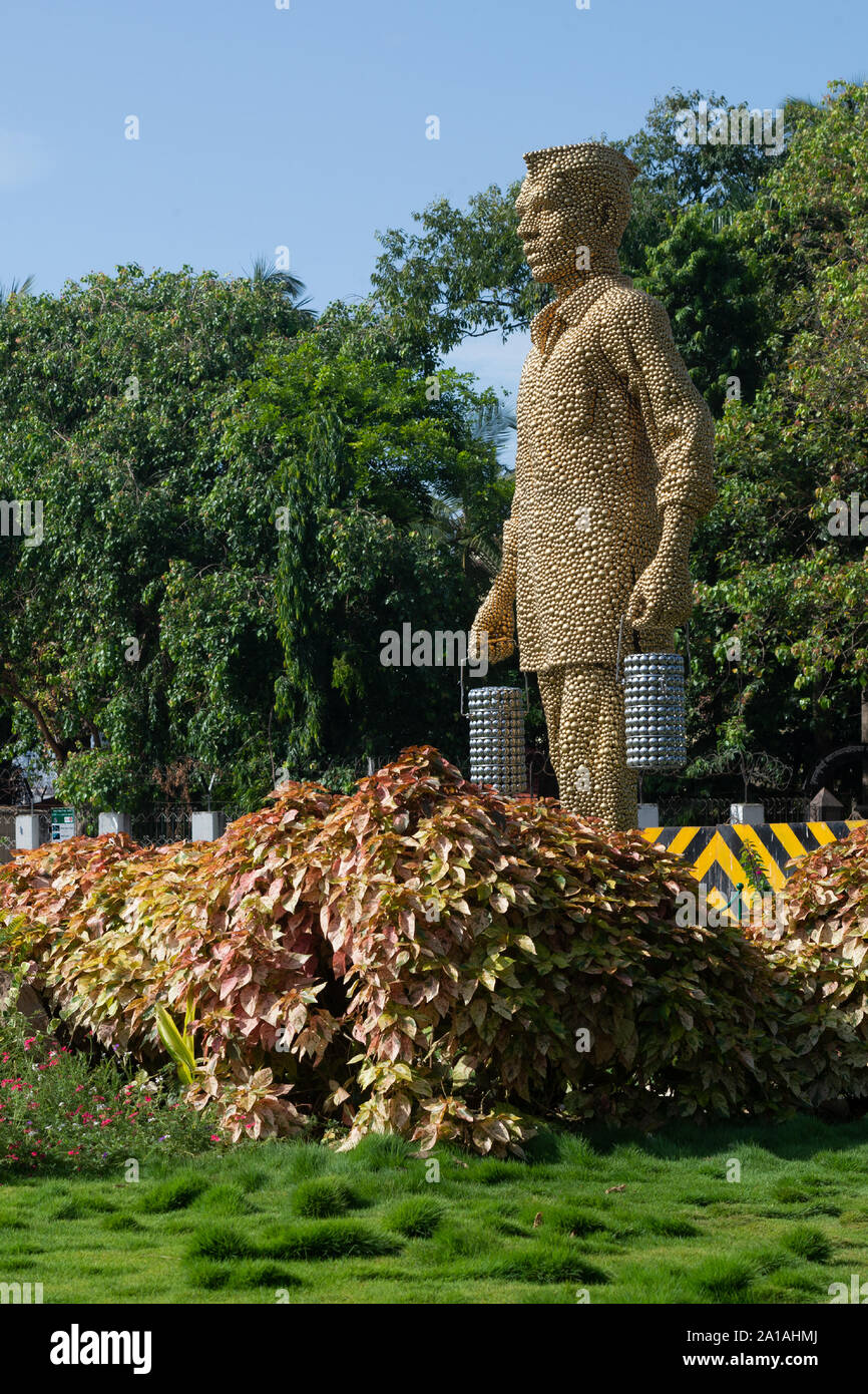08 Jun 2017 Dabbawalas An art installation, in the form of a statue ...