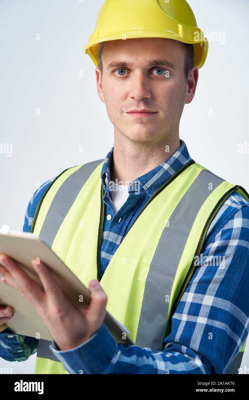 Architect holding clipboard hi-res stock photography and images - Alamy