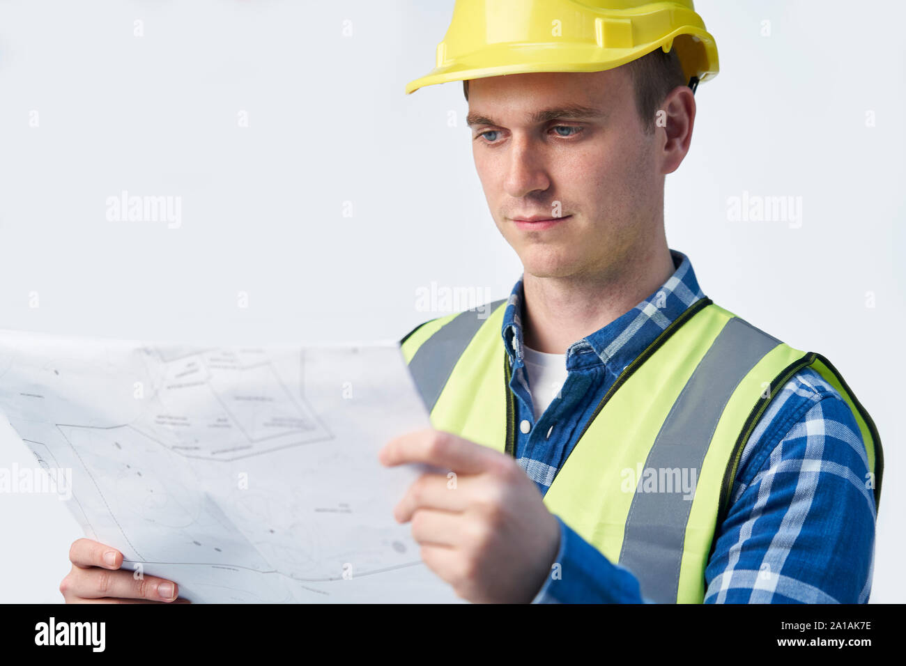 Builder occupation hi-res stock photography and images - Alamy