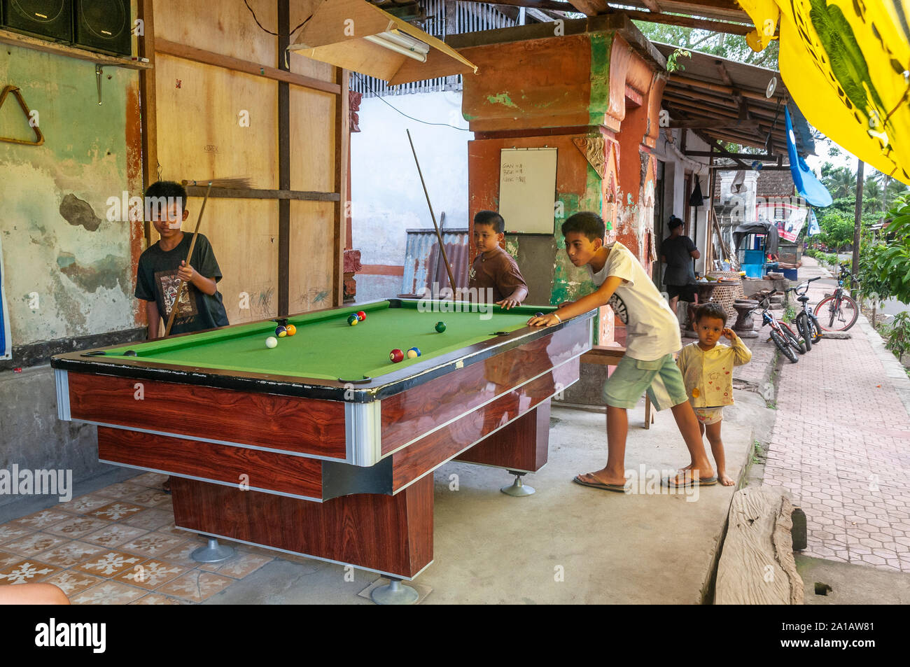 Indonesian Children Playing High Resolution Stock Photography and ...