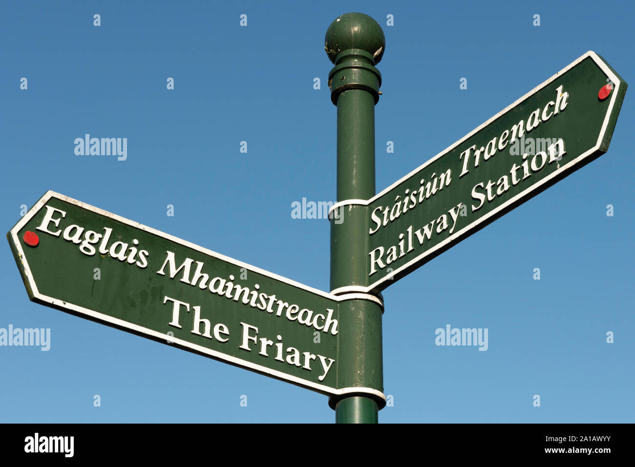 Cast iron fingerpost hi-res stock photography and images - Alamy