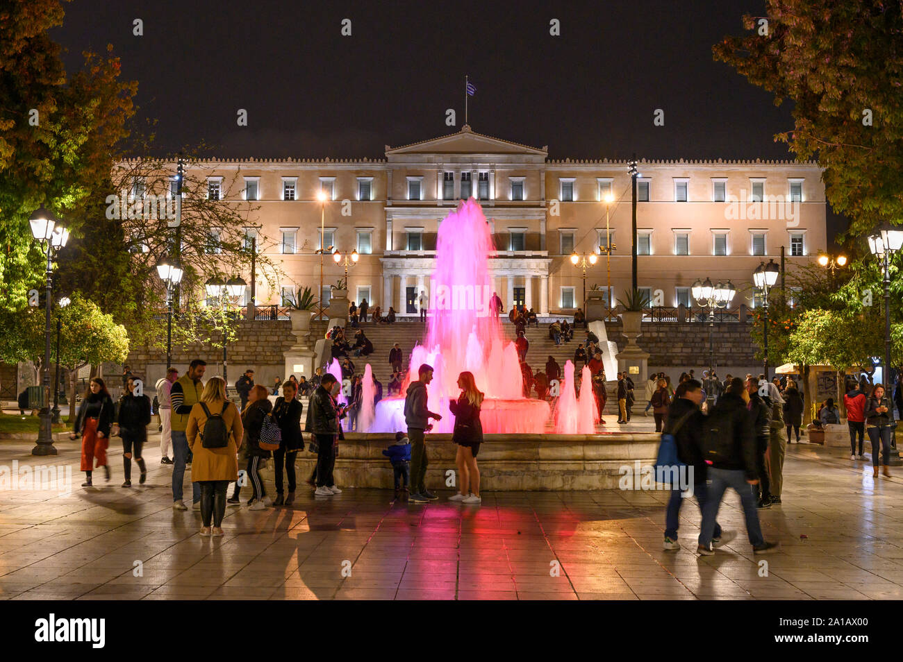 Syntagma square hi-res stock photography and images - Alamy