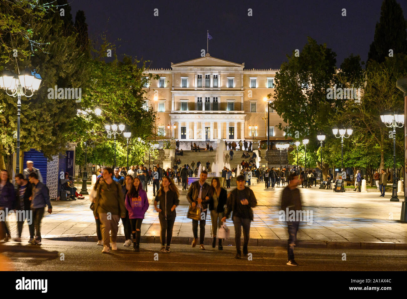 Syntagma square hi-res stock photography and images - Alamy