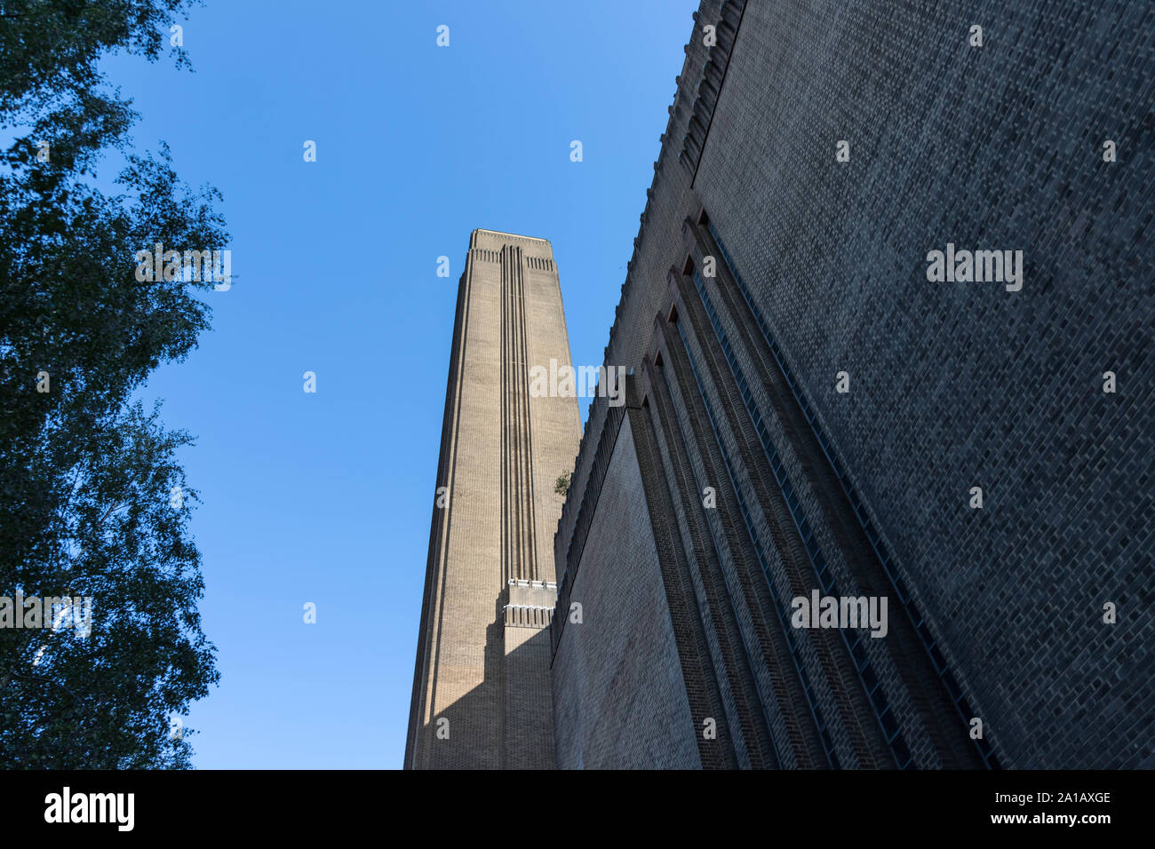 Scene tate modern art gallery hi-res stock photography and images - Alamy