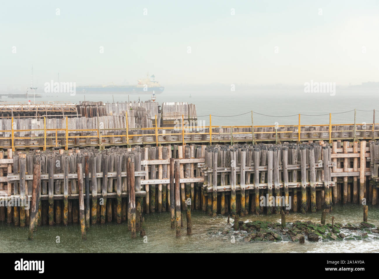 Manhattan cruise terminal hi-res stock photography and images - Alamy