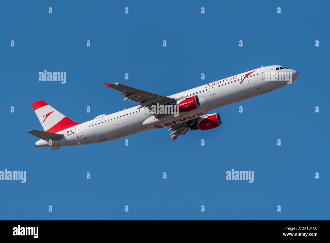 Austrian a321 jet airliner hi-res stock photography and images - Alamy