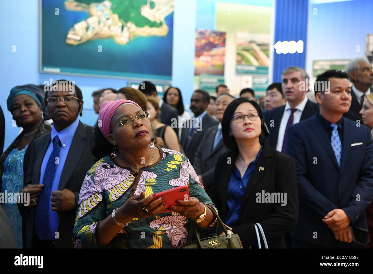 Ambassadors visit hi-res stock photography and images - Alamy