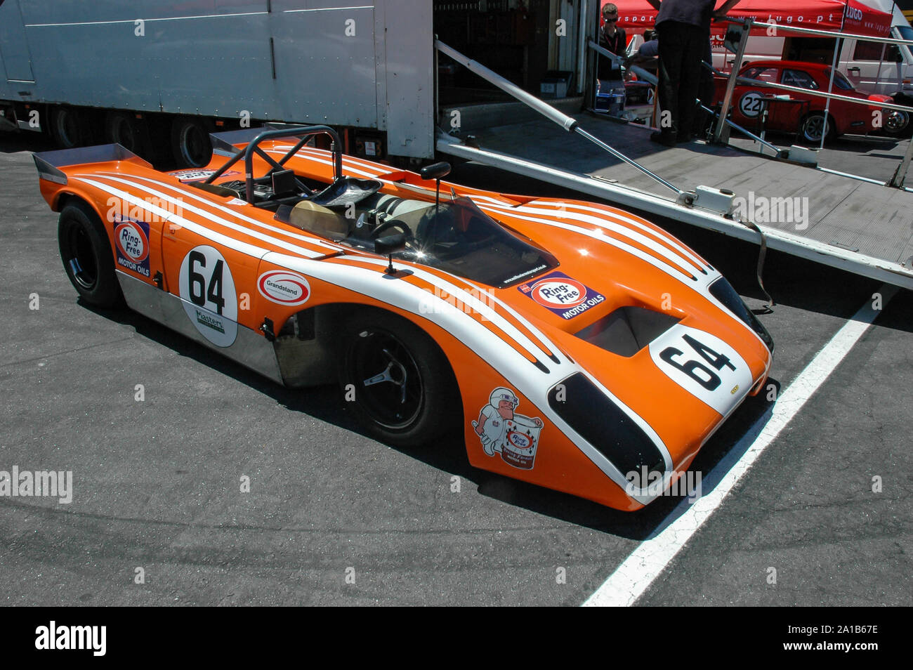 Lola racing cars hi-res stock photography and images - Alamy