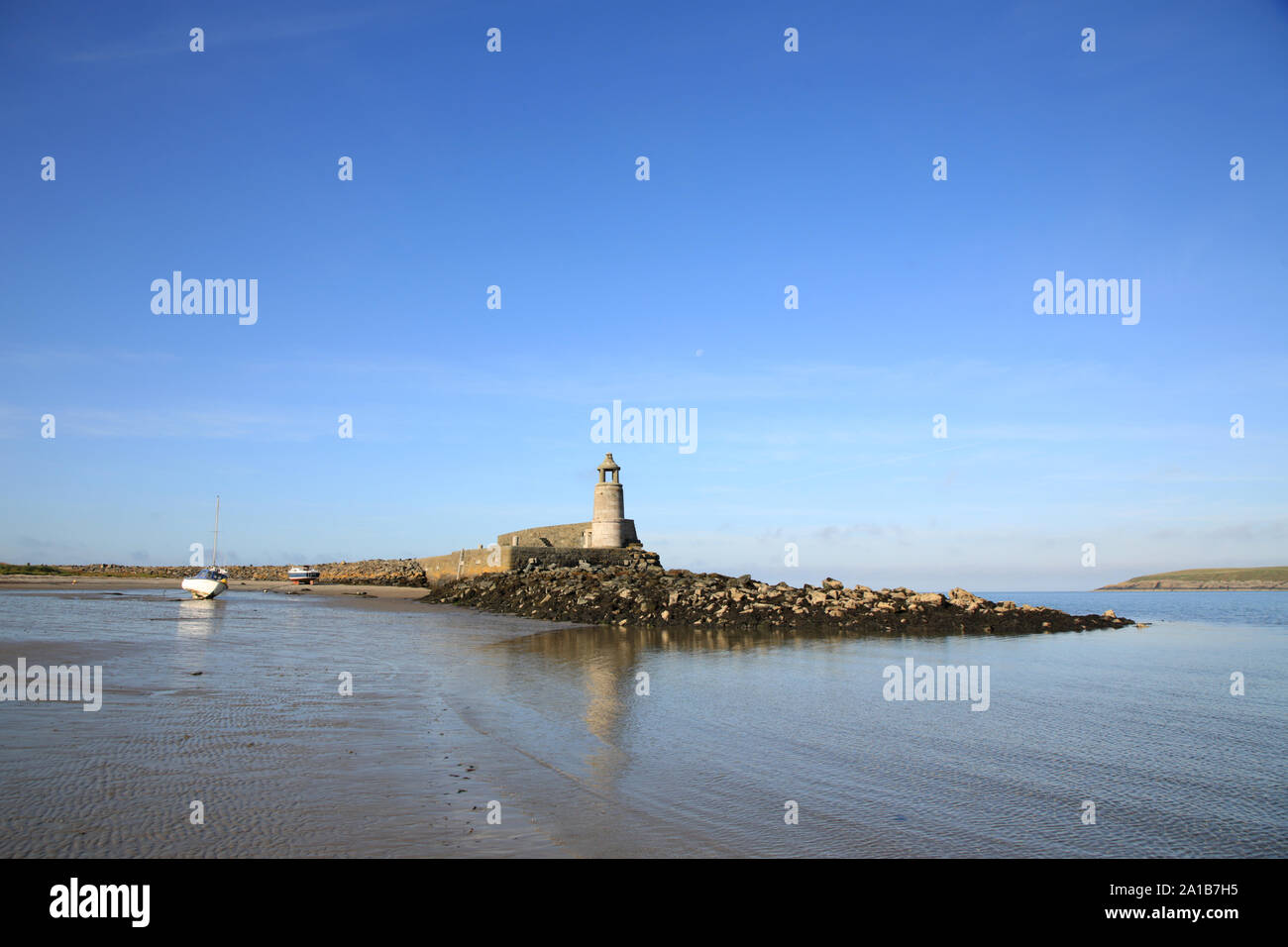 A sunny day at Port Logan beach, Dumfries and Galloway, Scotland, UK ...