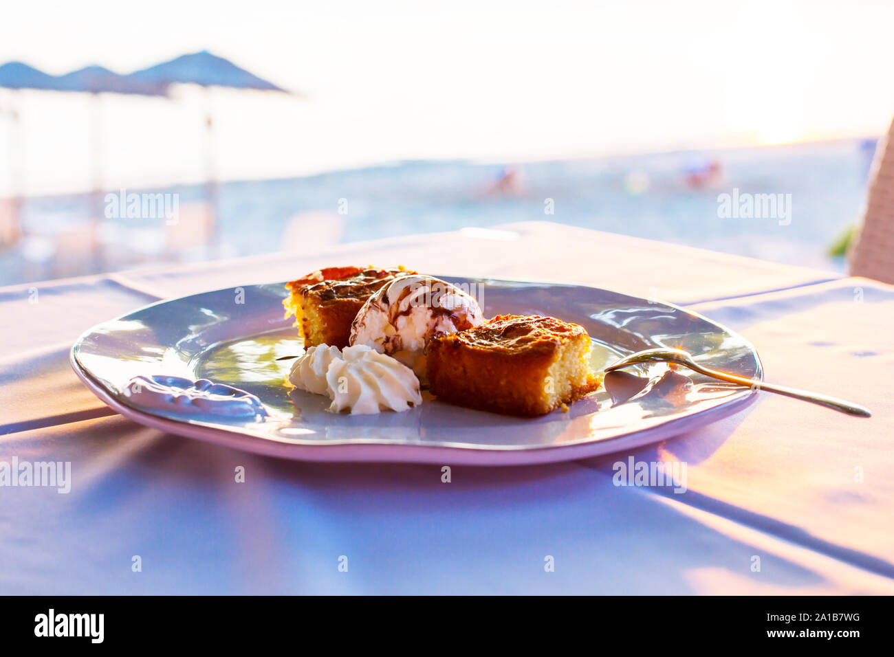 Greece sun bake hi-res stock photography and images - Alamy