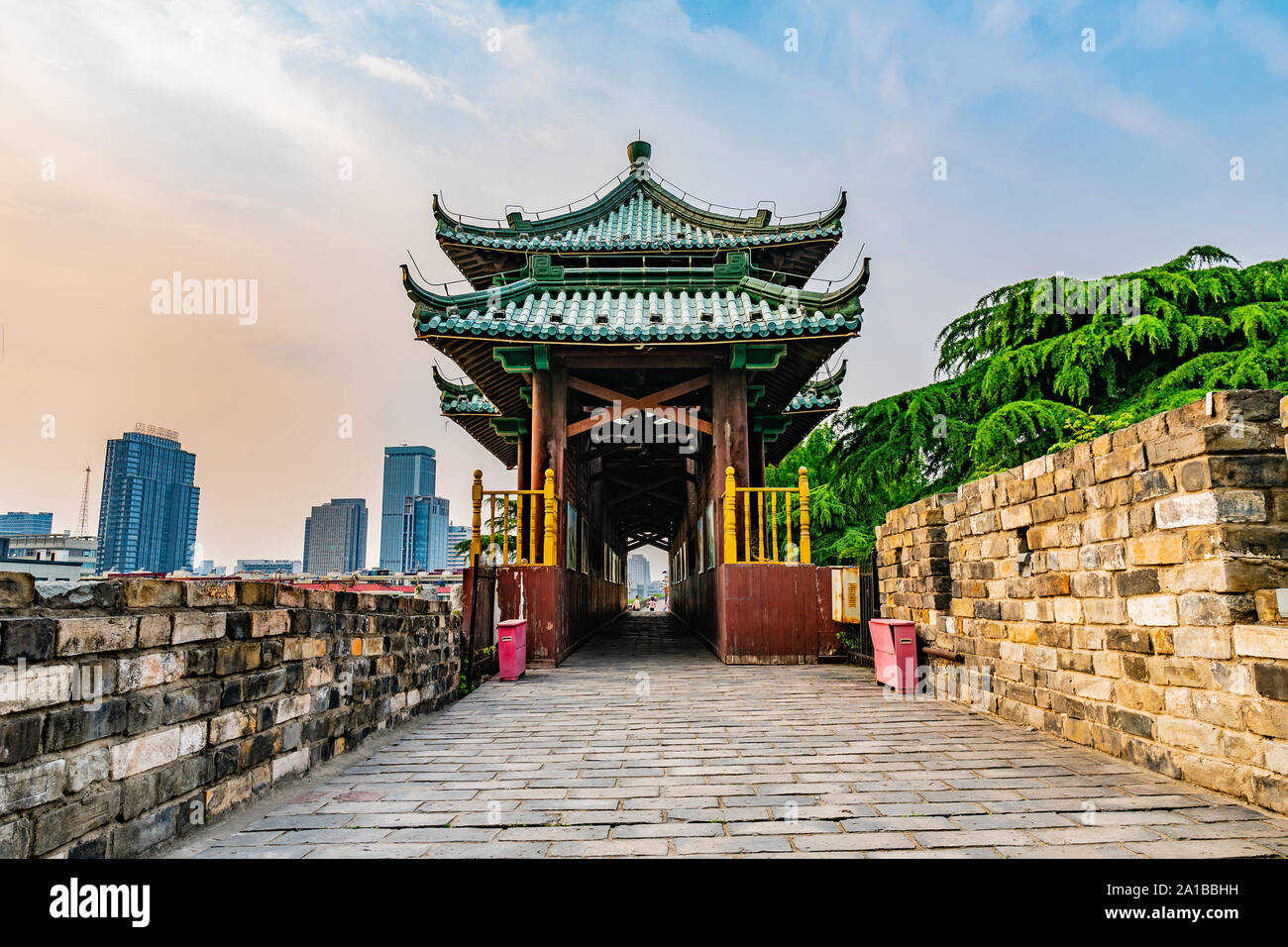 Nanjing Chengqiang Ming City Wall Leading Lines Xuanwumen Gate Roof ...