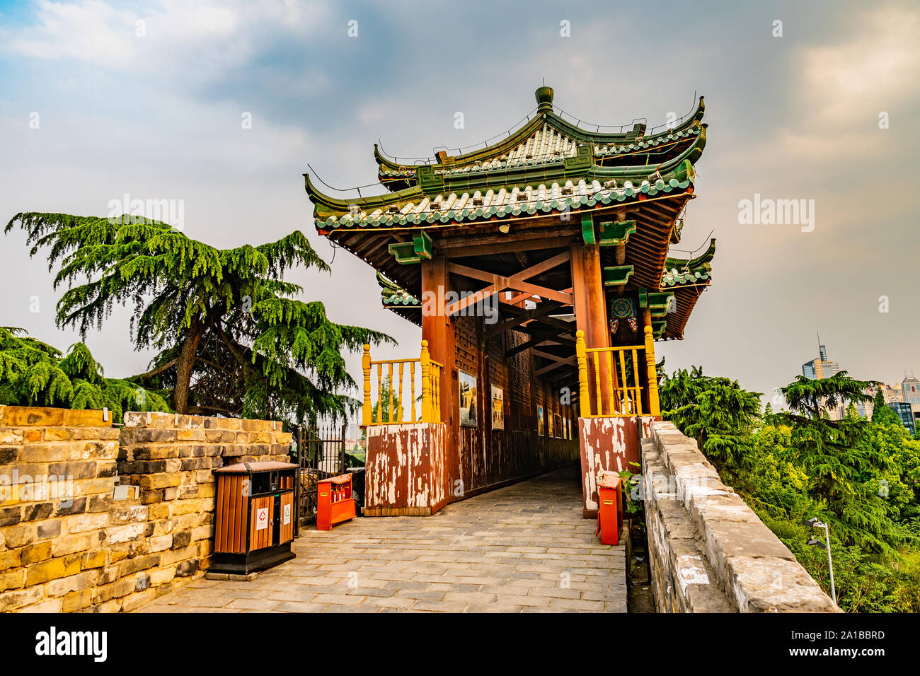 Nanjing Chengqiang Ming City Wall Leading Lines Xuanwumen Gate Roof ...