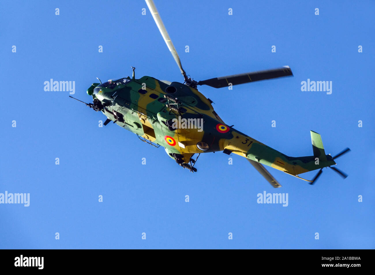 Puma helicopter hi-res stock photography and images - Alamy