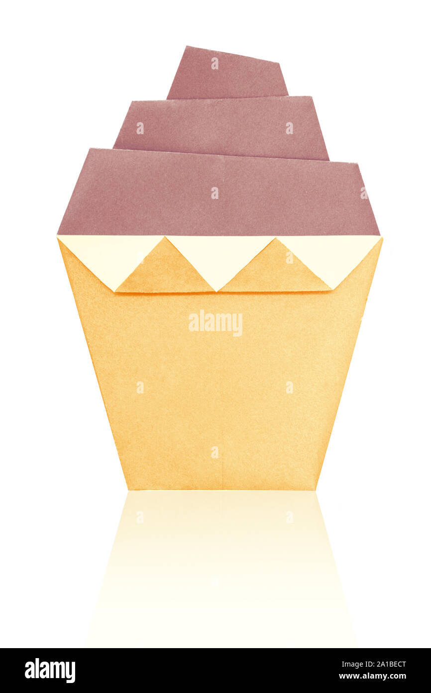 Origami art cupcake Stock Photo - Alamy