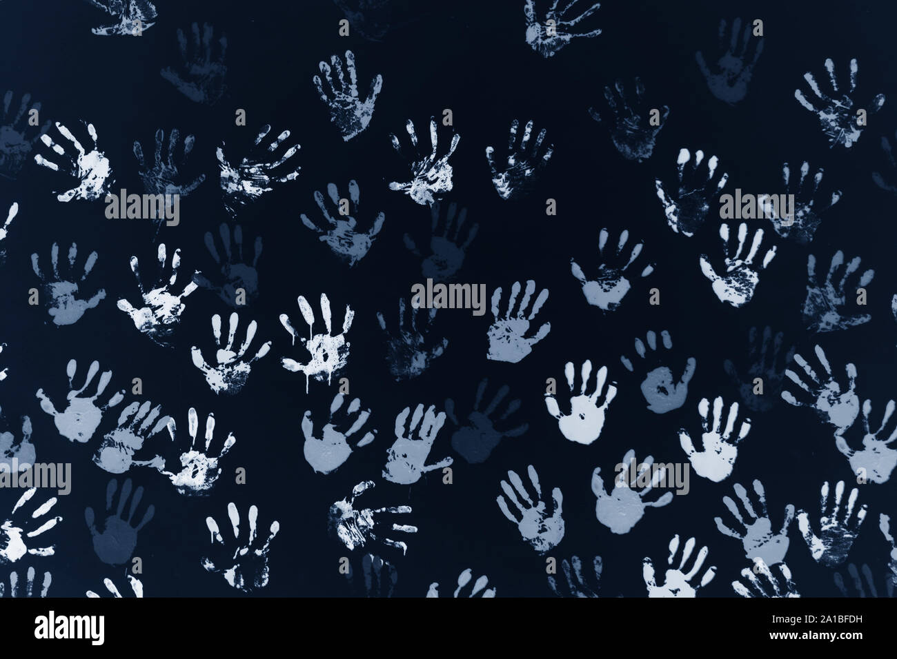Hand painted prints hi-res stock photography and images - Alamy