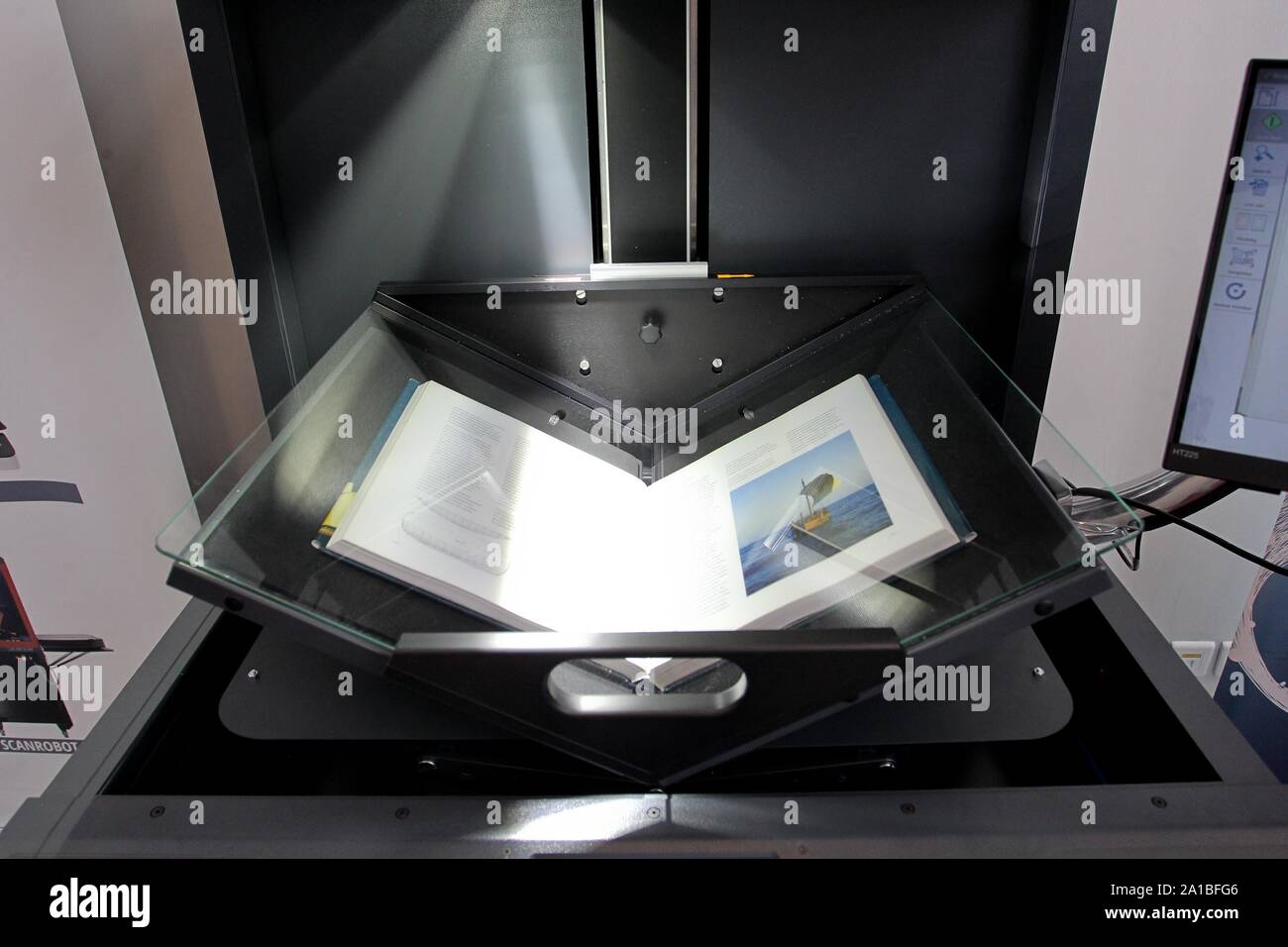 Digital scanning machine book hi-res stock photography and images - Alamy