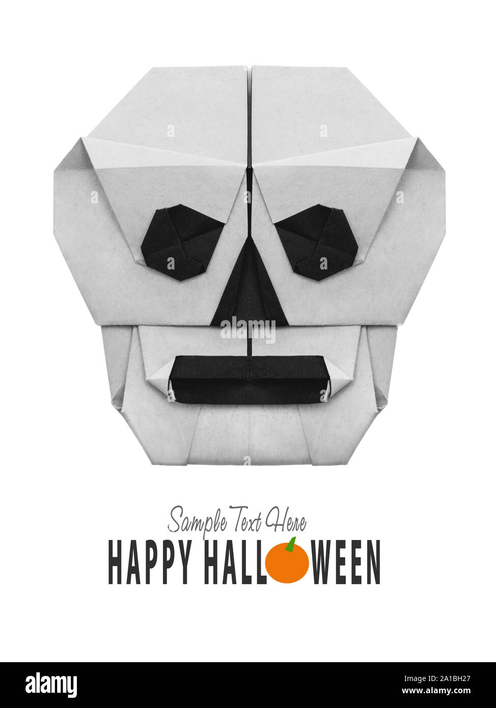 Origami paper skull Stock Photo - Alamy