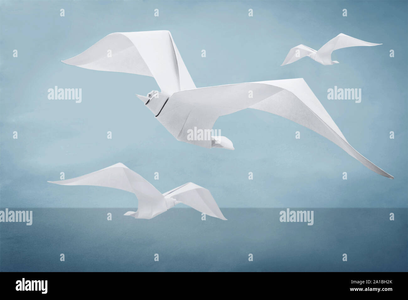 Origami paper seagull bird Stock Photo - Alamy