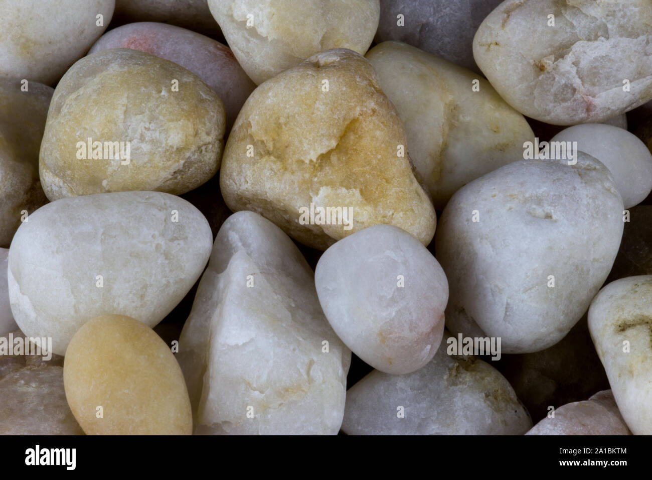 Quartzite pebbles hi-res stock photography and images - Alamy