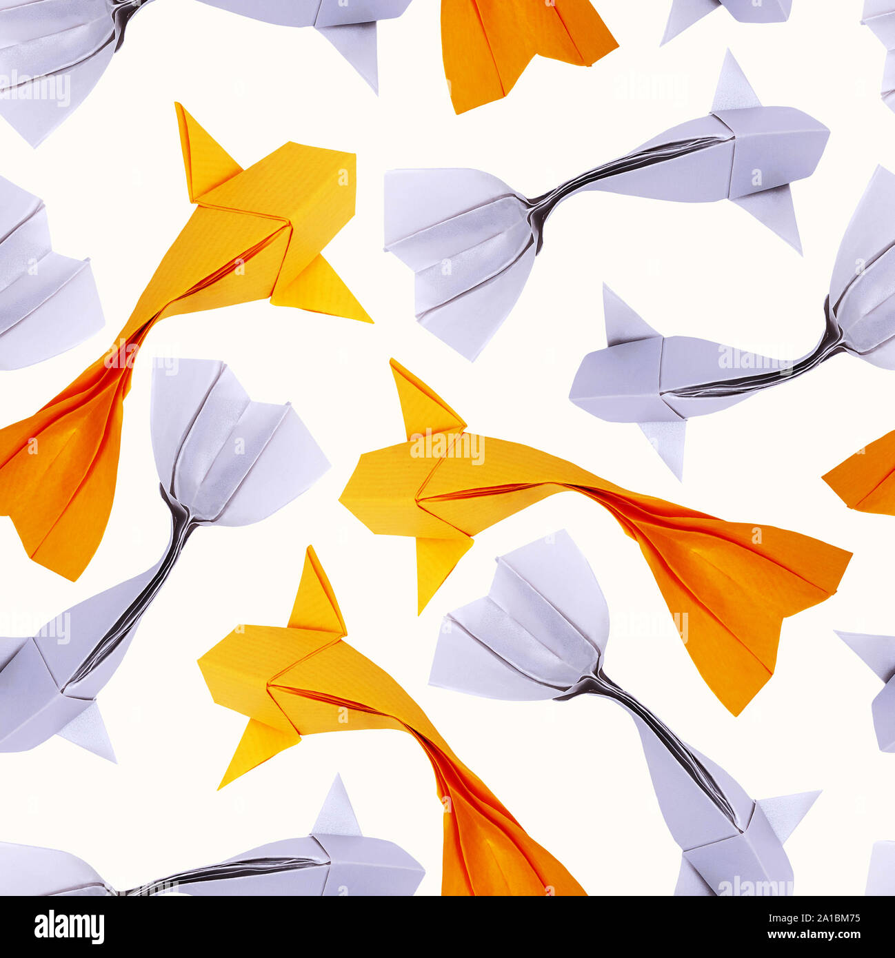 Orange paper fish origami hi-res stock photography and images - Alamy