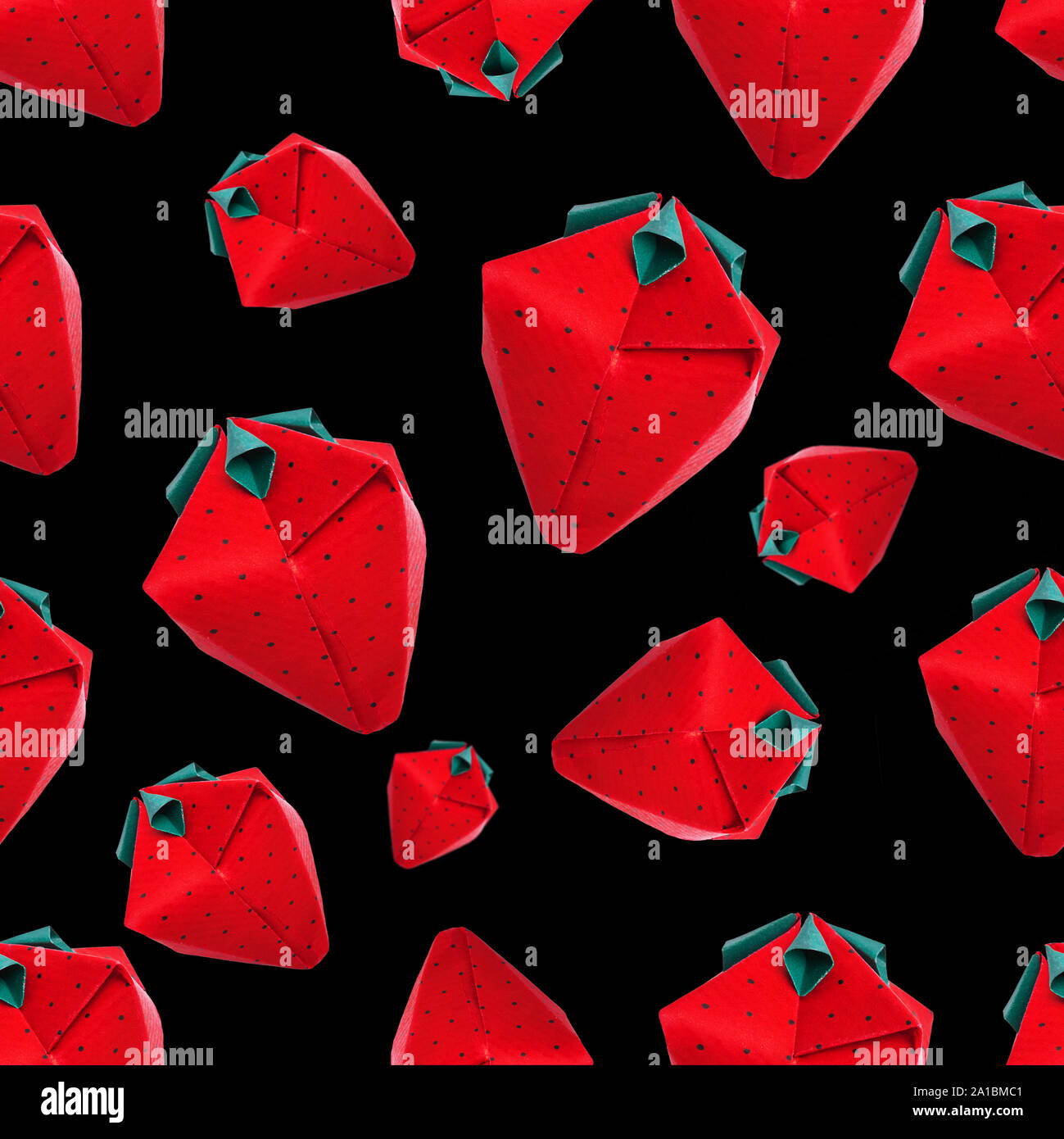 Origami red strawberriy pattern Stock Photo - Alamy