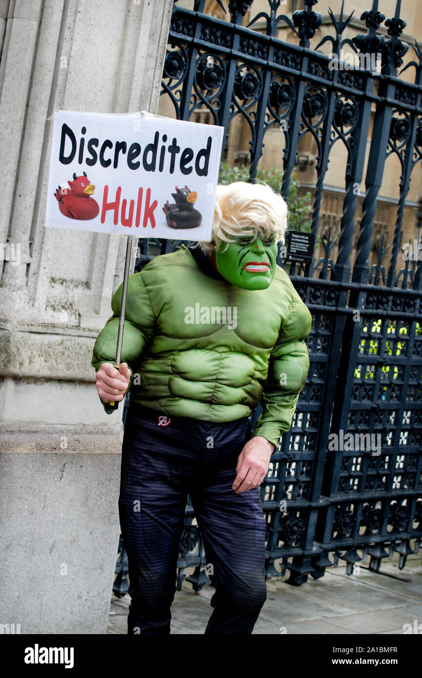 Hulk of a man hi-res stock photography and images - Alamy