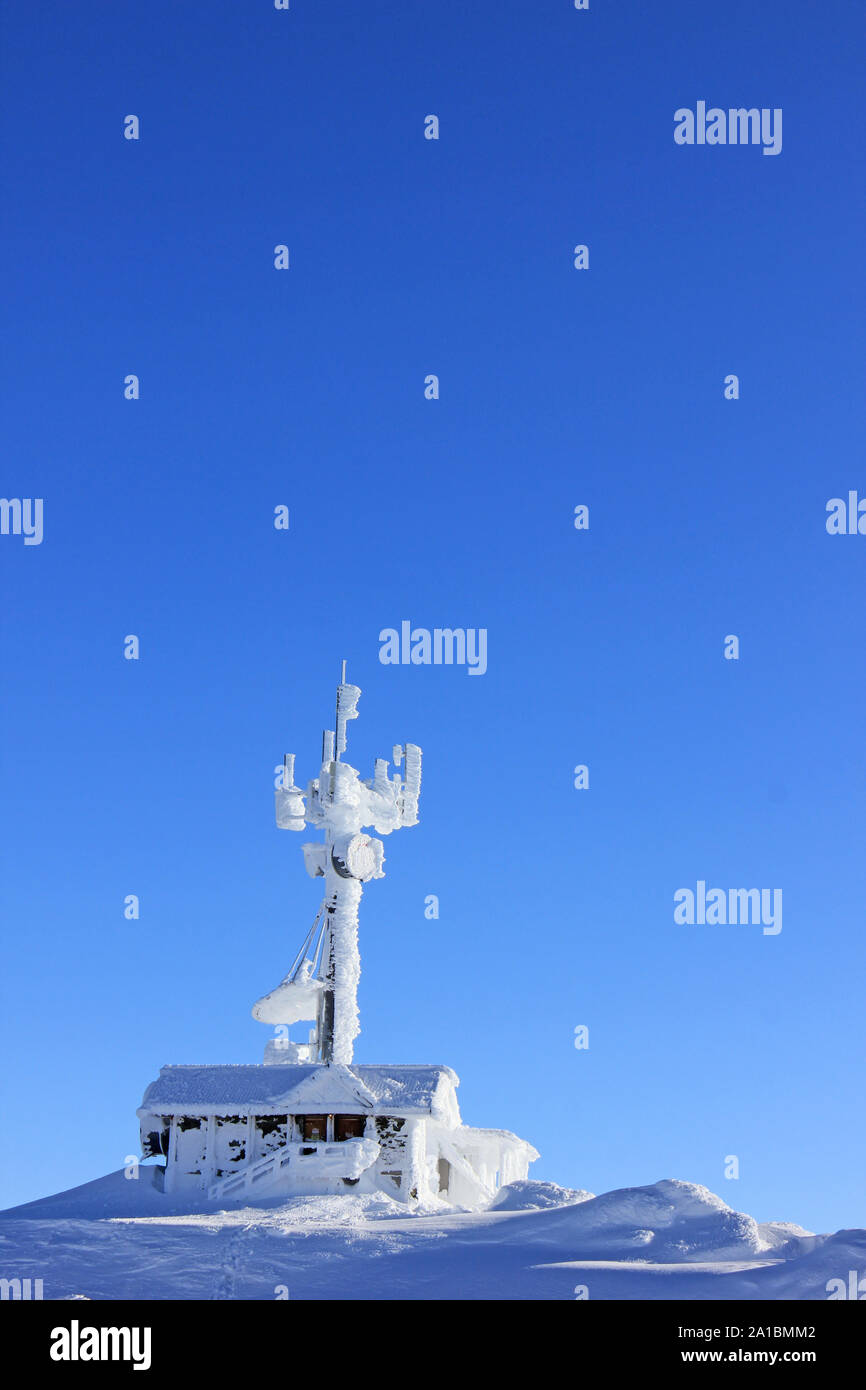 Frozen building hi-res stock photography and images - Alamy