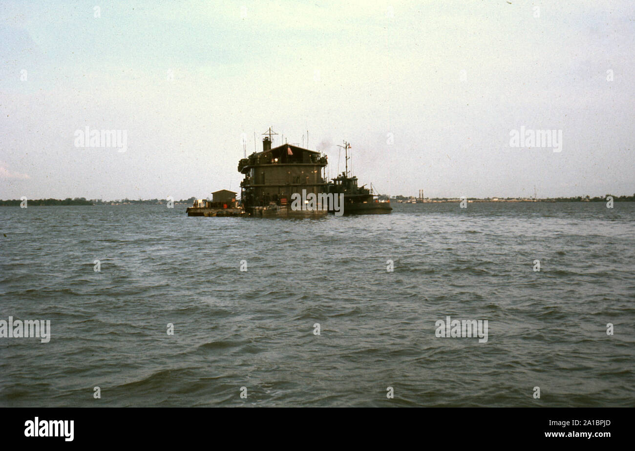 USA Vietnam-Krieg / Vietnam War - Wohnschiff / Barracks Ship Stock ...