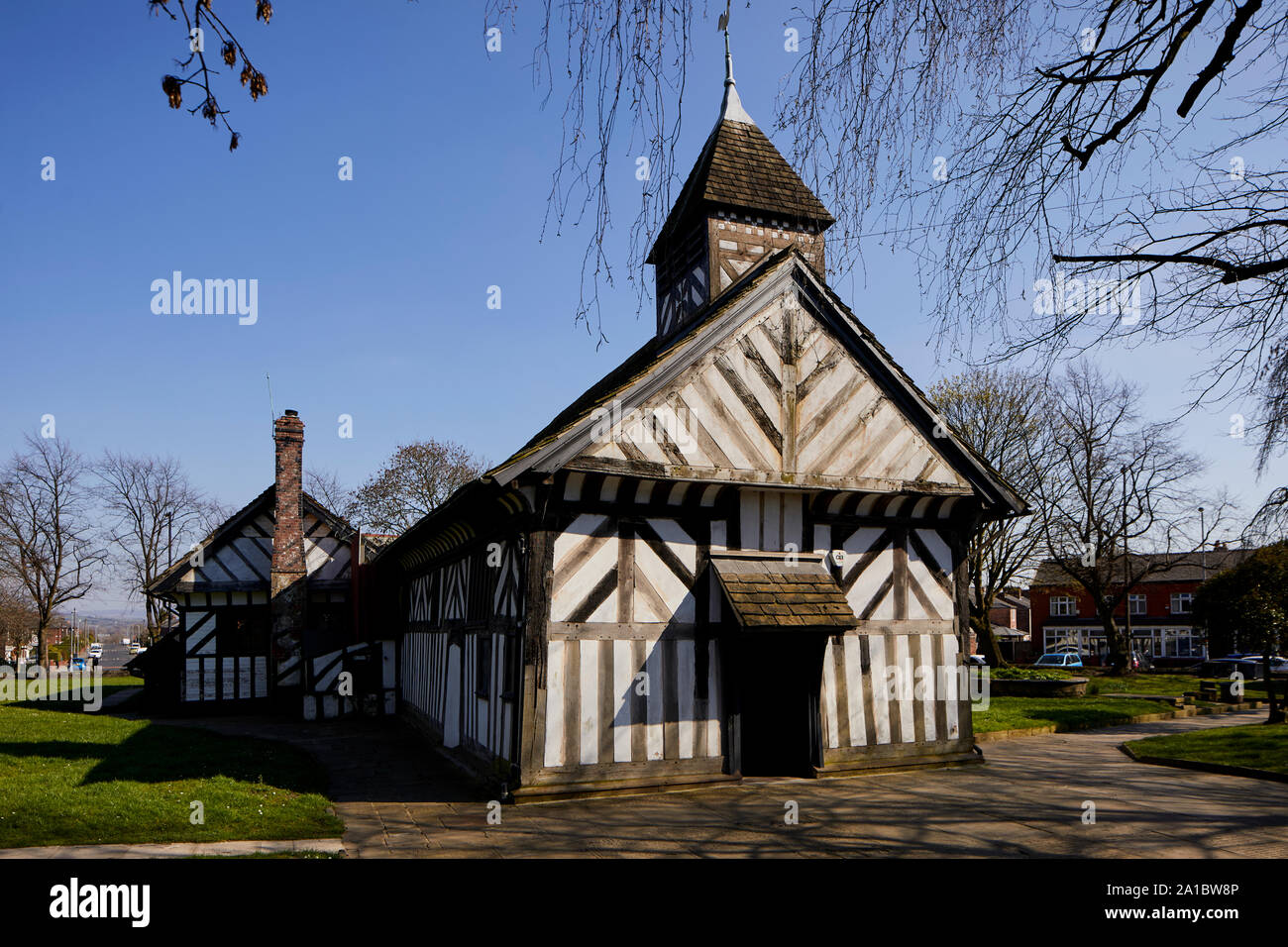 Timber framed churches in england hi-res stock photography and images ...