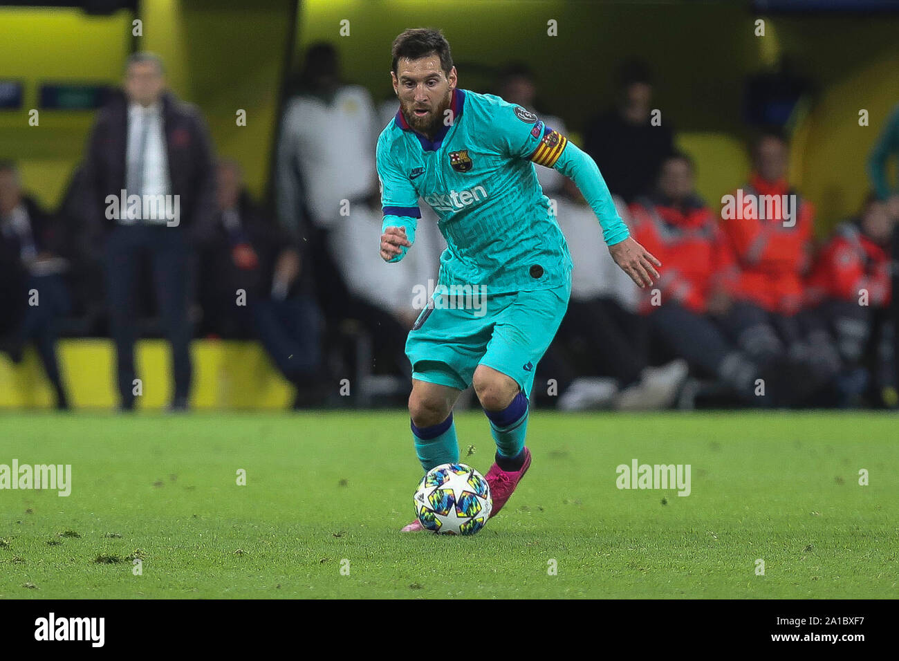 Lionel Messi Barcelona 2019 High Resolution Stock Photography and ...