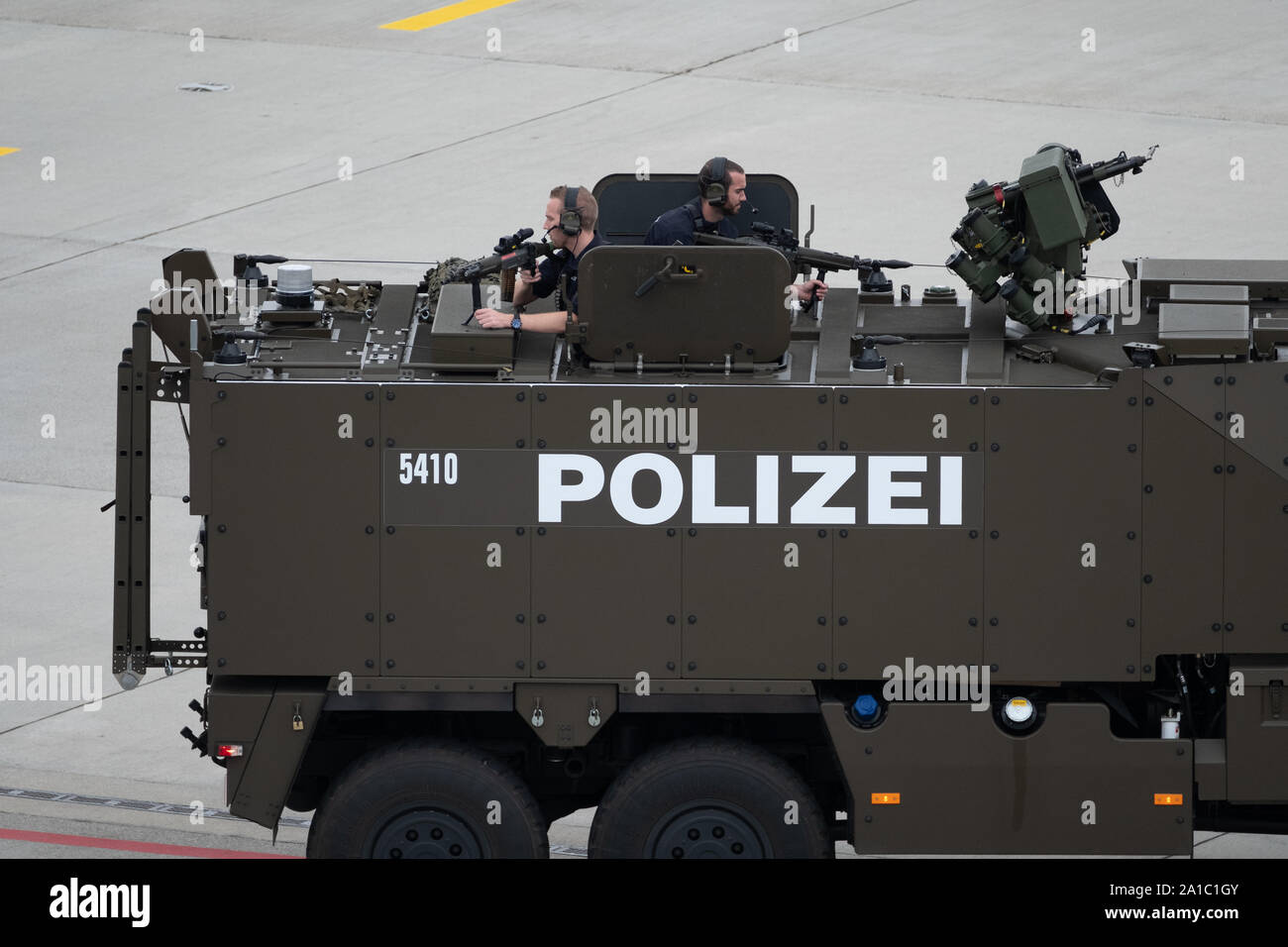 Airport security vehicle on patrol hi-res stock photography and images ...