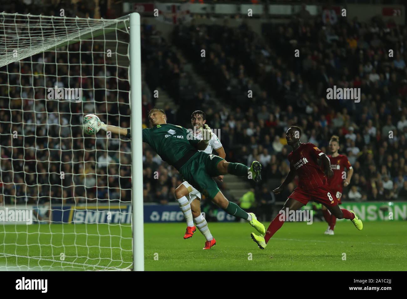 Milton Keynes, Buckinghamshire, UK. 25th Sep, 2019. English Football League Cup, Carabao Cup ...