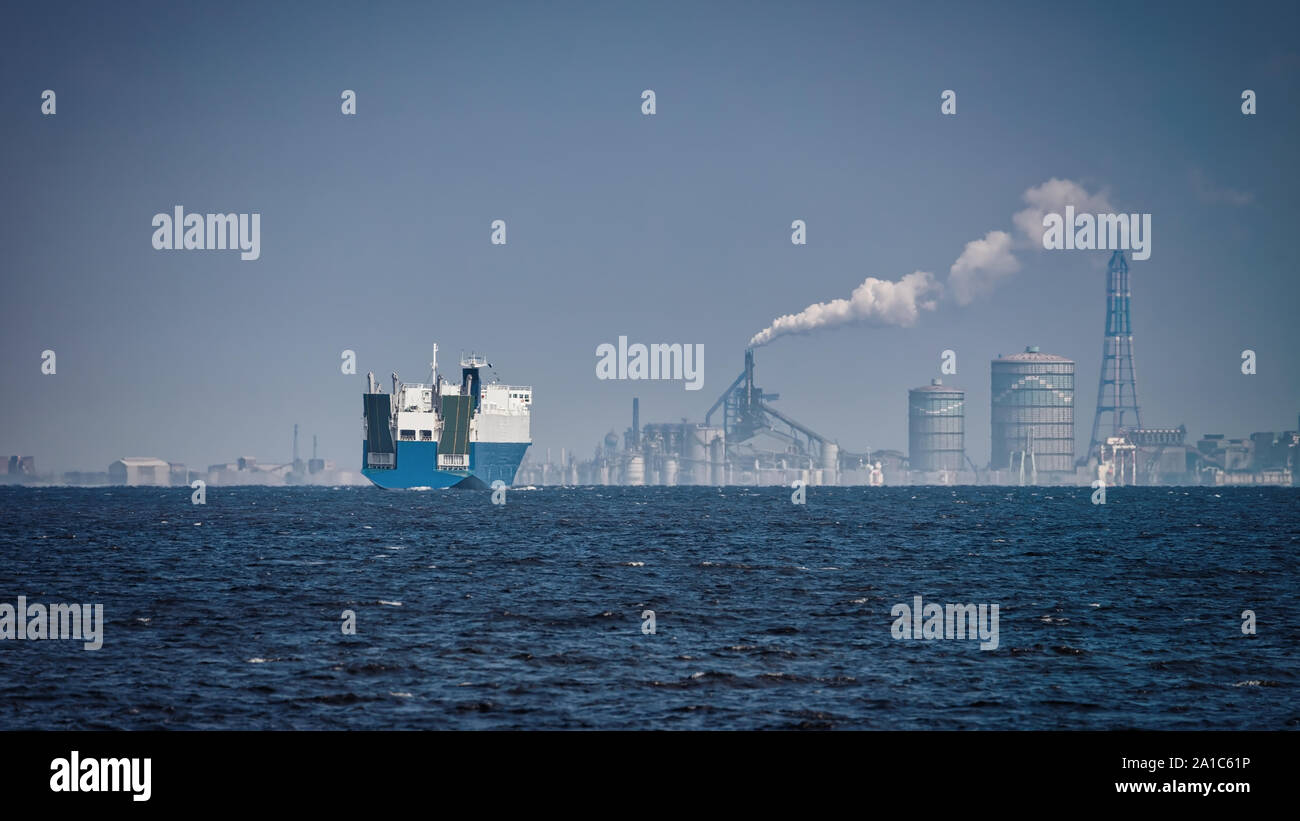 Japanese ship boat landscape hi-res stock photography and images - Alamy