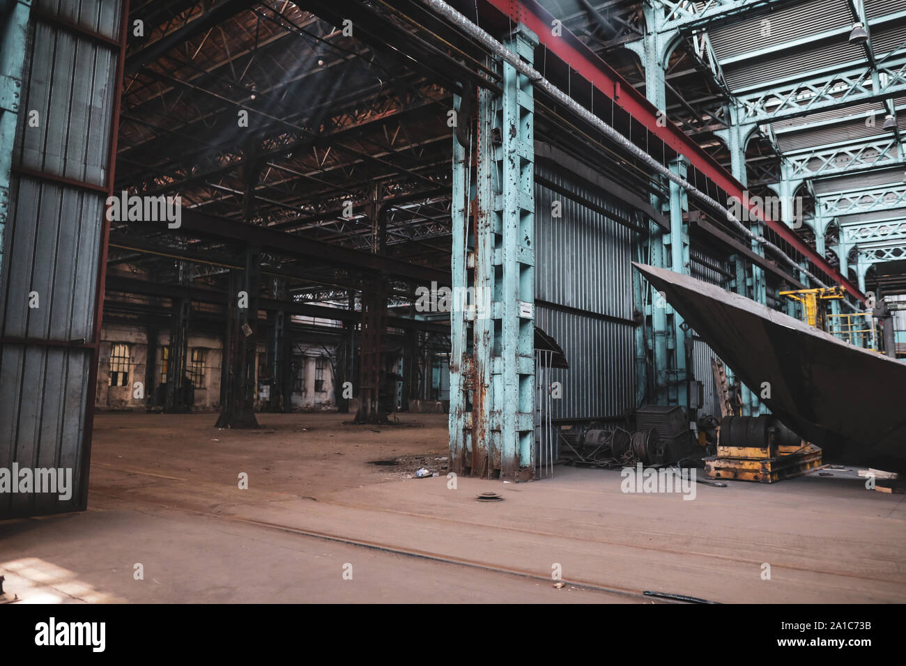 Dirty and old but still functioning metal works, old fashioned, factory ...