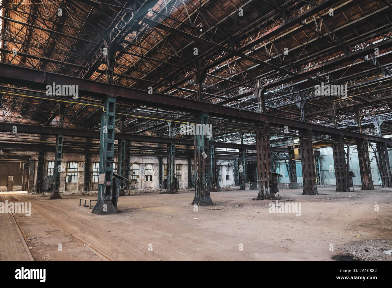 Factory workforce hi-res stock photography and images - Alamy