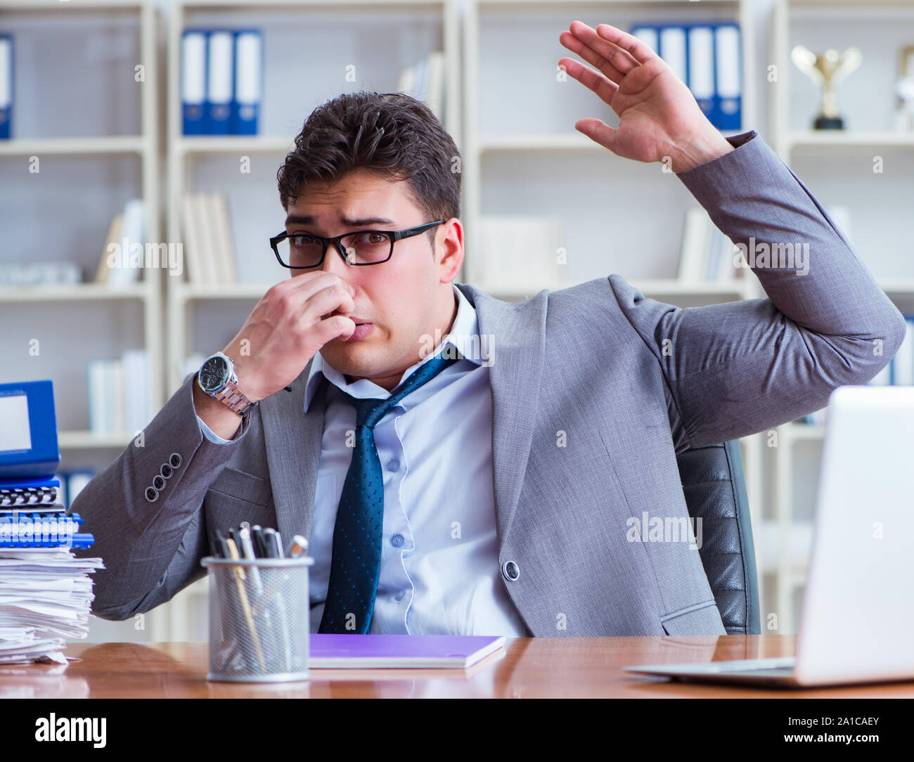 Man sweating in business suit hi-res stock photography and images - Alamy