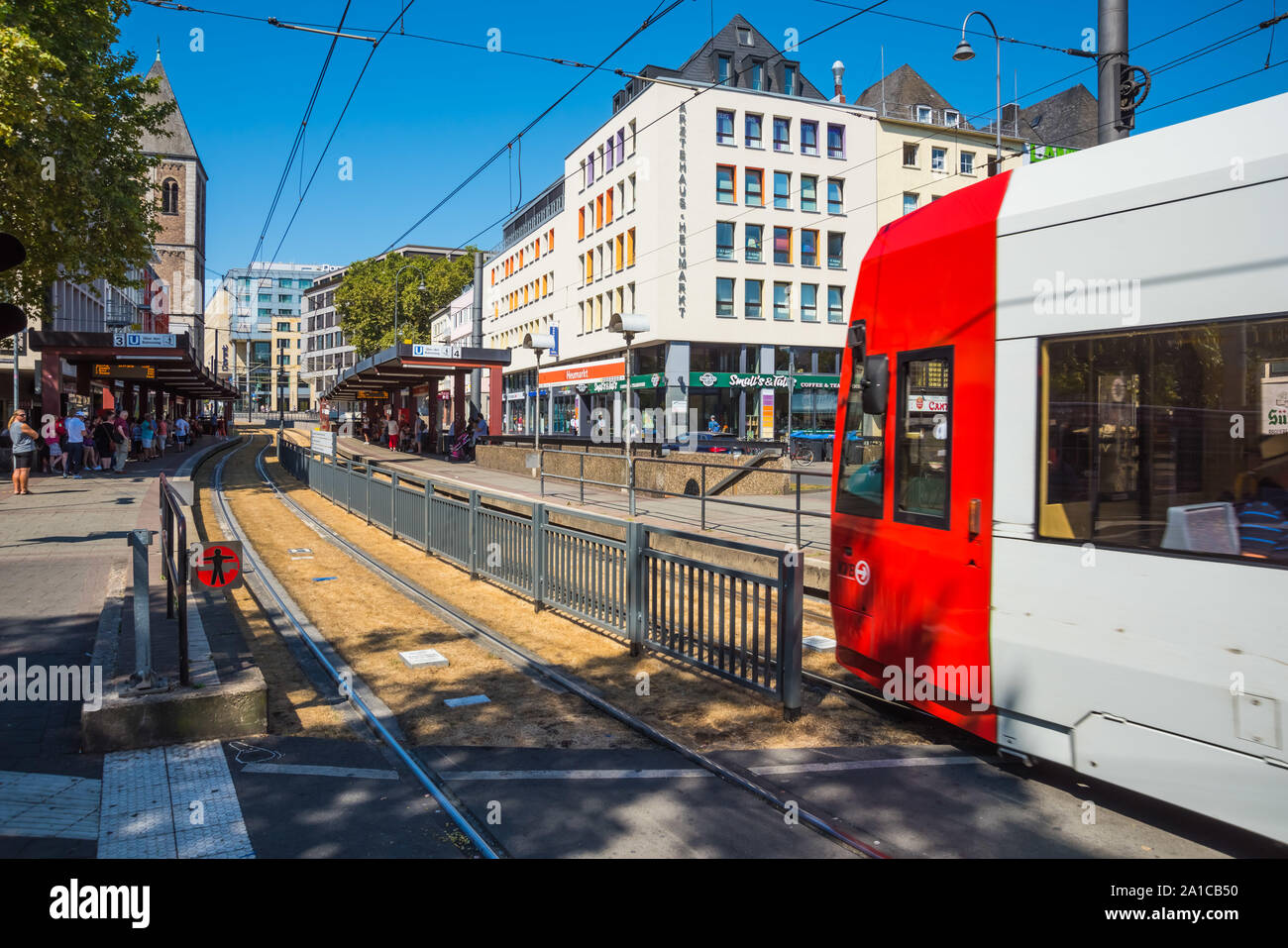 Mit stadtbahn hi-res stock photography and images - Alamy