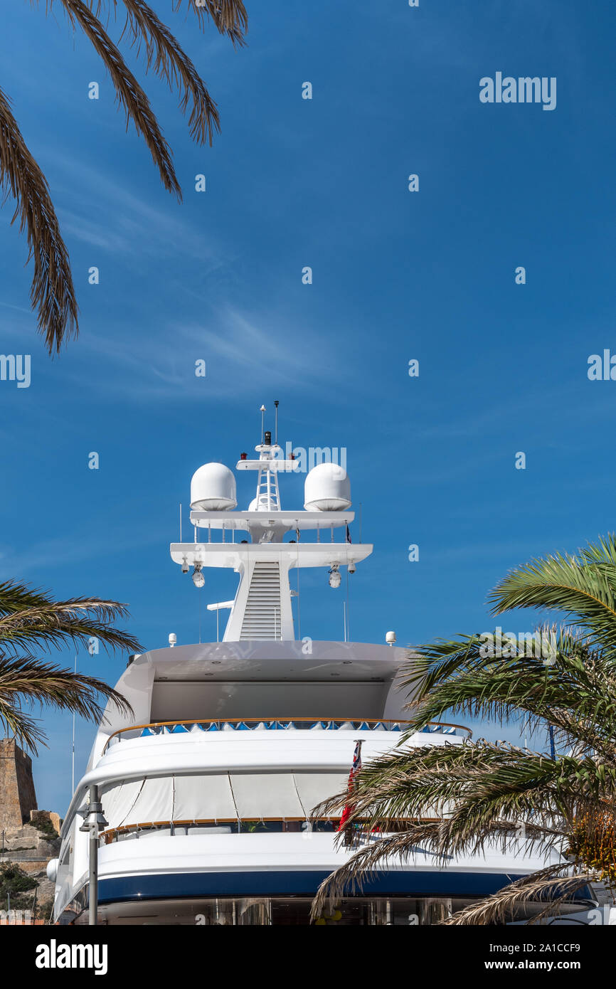 Group mast hi-res stock photography and images - Alamy
