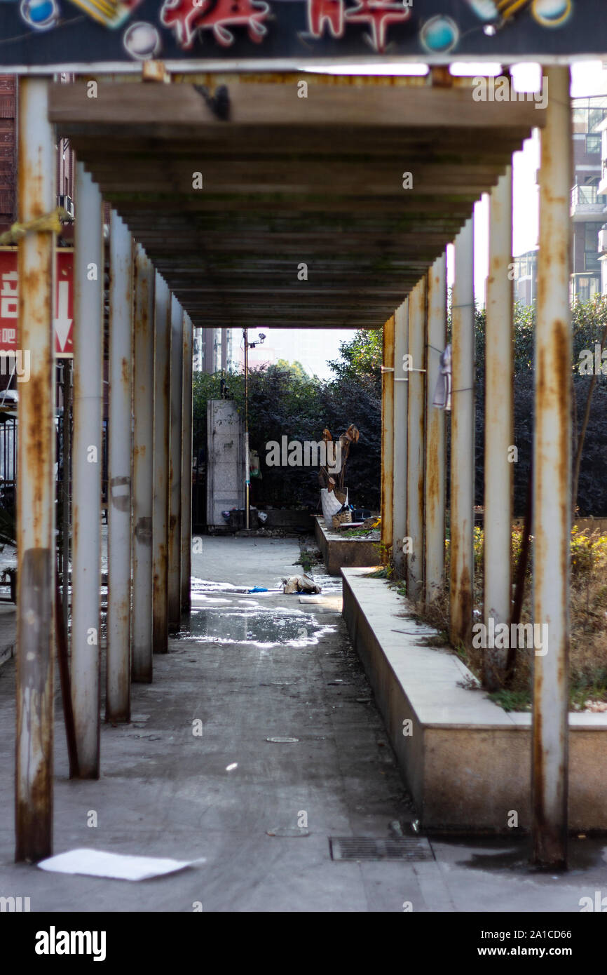 Chinese back streets hi-res stock photography and images - Alamy