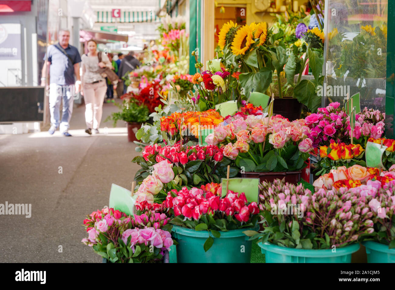 Florist Shop Sidewalk High Resolution Stock Photography and Images - Alamy