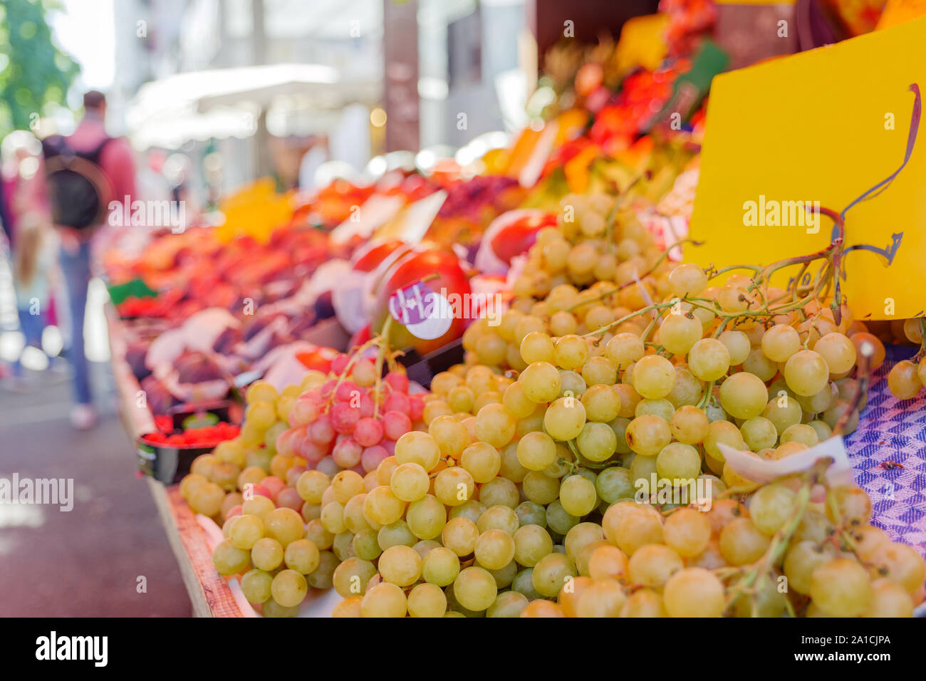 Fruits basket outside store hi-res stock photography and images - Alamy