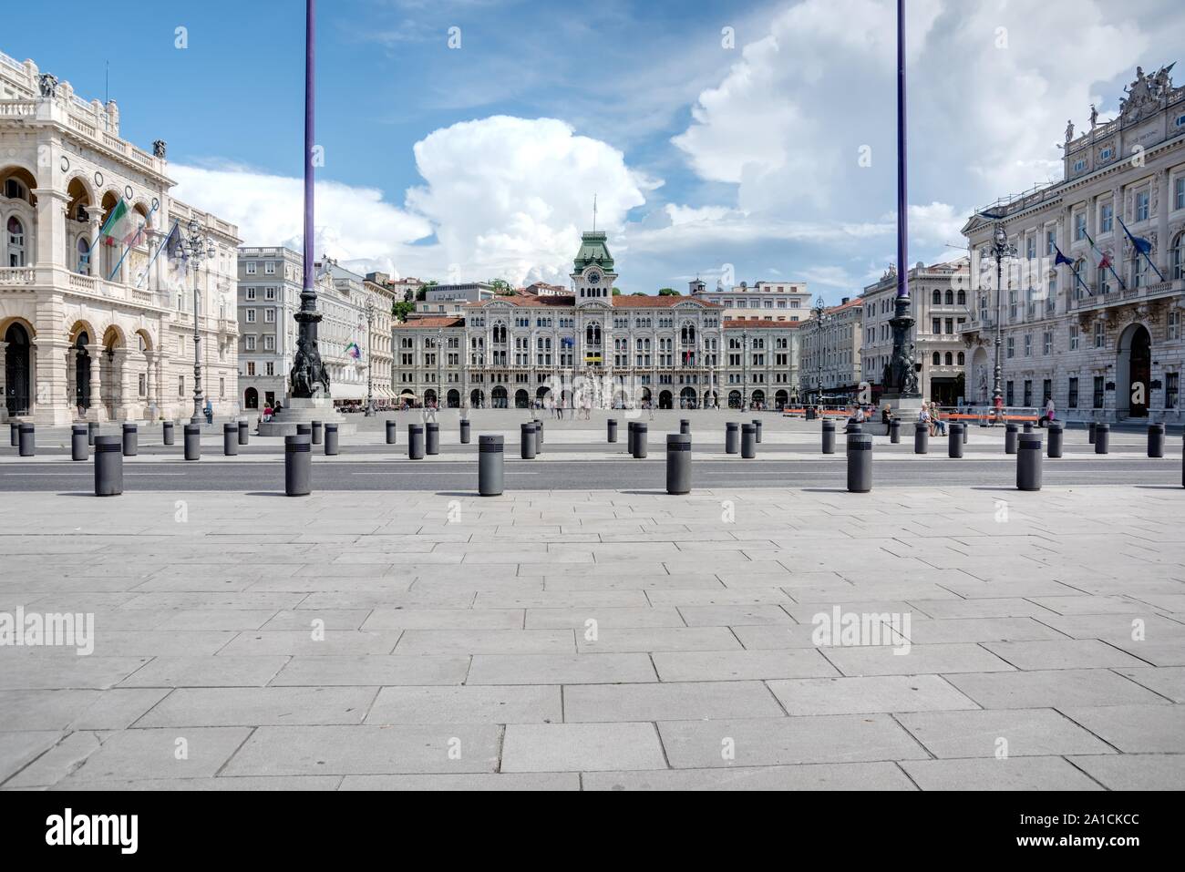 Triest, Piazza dell'Unita d'Italia, Comune di Trieste Stock Photo - Alamy