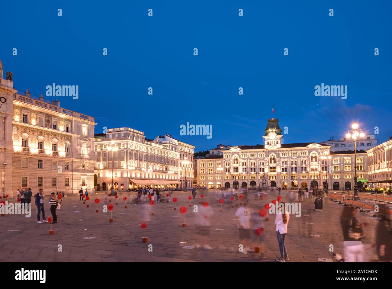 Triest, Piazza dell'Unita d'Italia, Comune di Trieste Stock Photo - Alamy